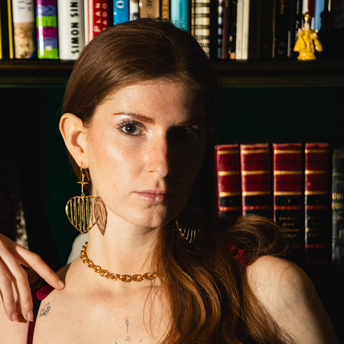 The Diva Chain – Virgins Saints & Angels